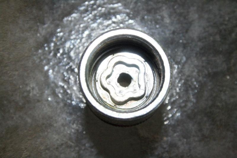 Buy Acura Wheel Locks~4 Locking Lugs 1 Key~Fits All Auto Wheels w ...