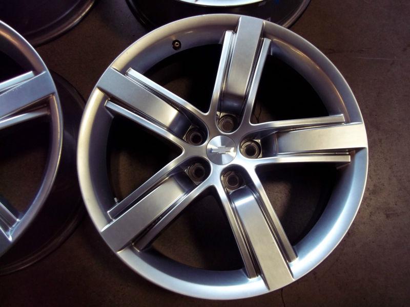 Sell 20 Inch Hyper Silver Chevrolet Camaro 45th Anniversary Factory OEM ...