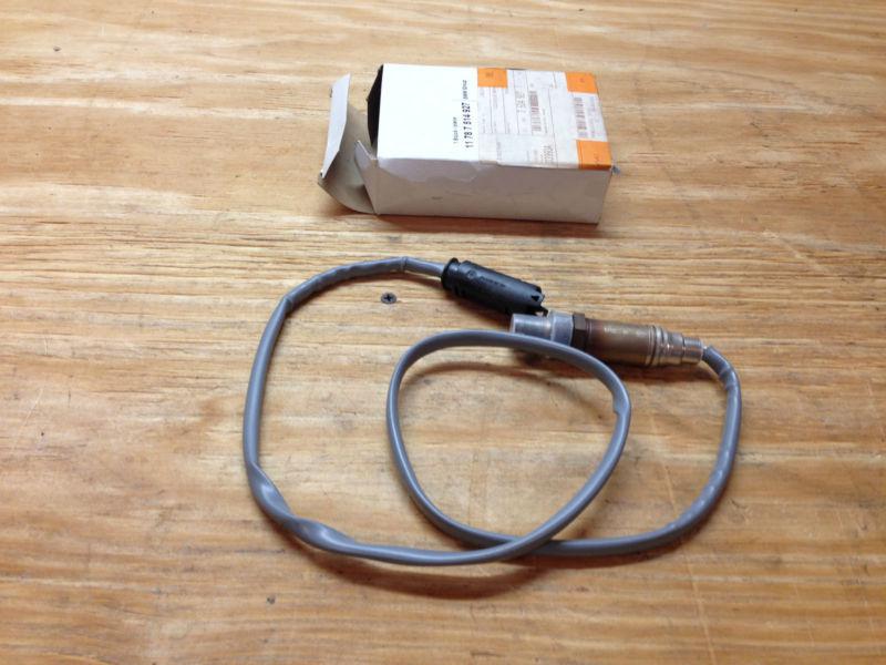 Sell 03 04 05 BMW 325 M54 2.5L NEW OEM O2 OXYGEN SENSOR 11787514927 in ...