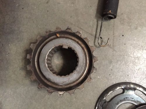 Sell 88-95 OEM Honda Civic CRX Crank Timing Drive Gear And Guides D15 ...