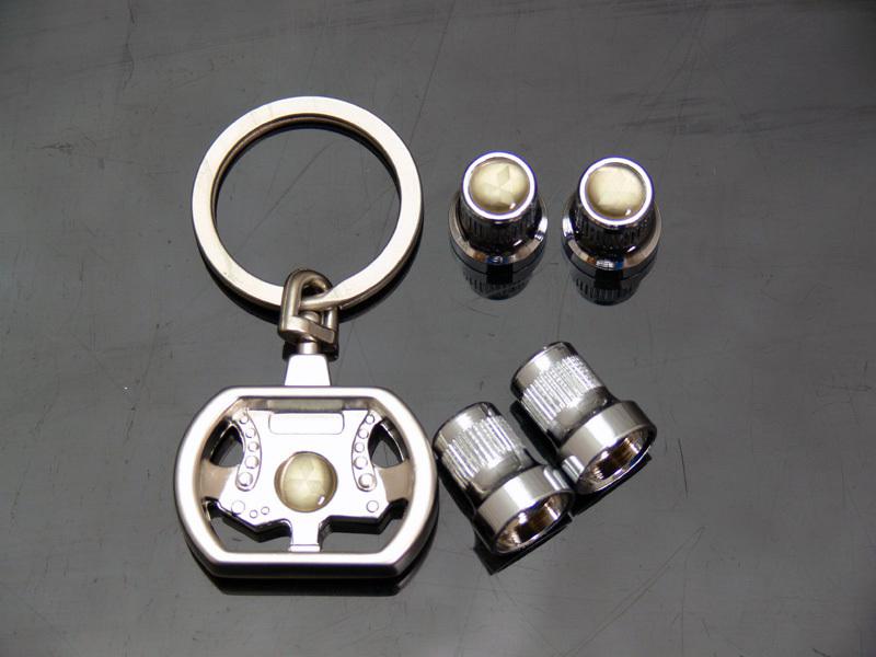 Sell MITSUBISHI SIGN WHEEL TIRE VALVE STEM CAPS + KEY CHAIN in Diamond ...