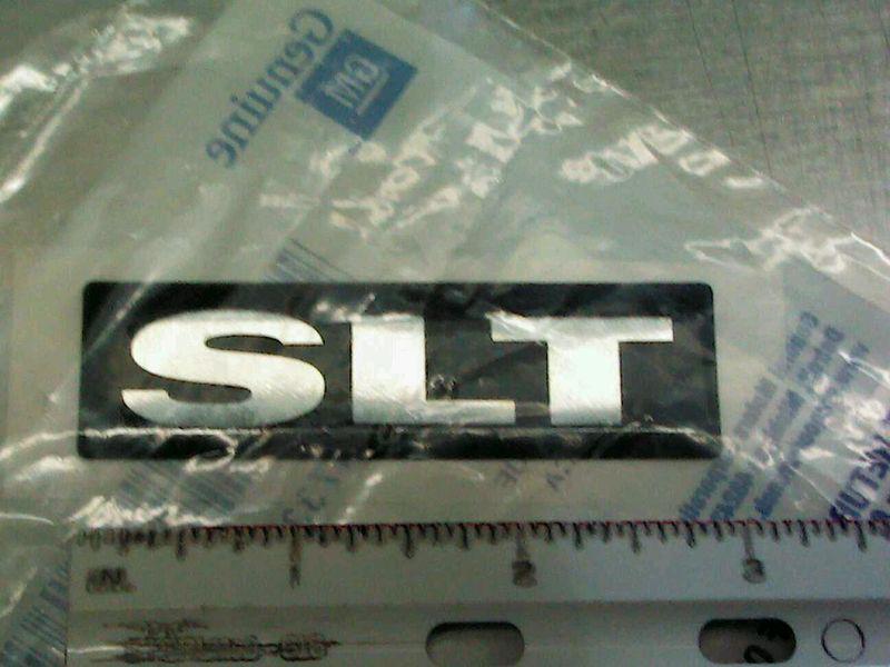 Buy NEW GMC ENVOY SLT EMBLEM 15001733 in Cincinnati, Ohio, US, for US ...