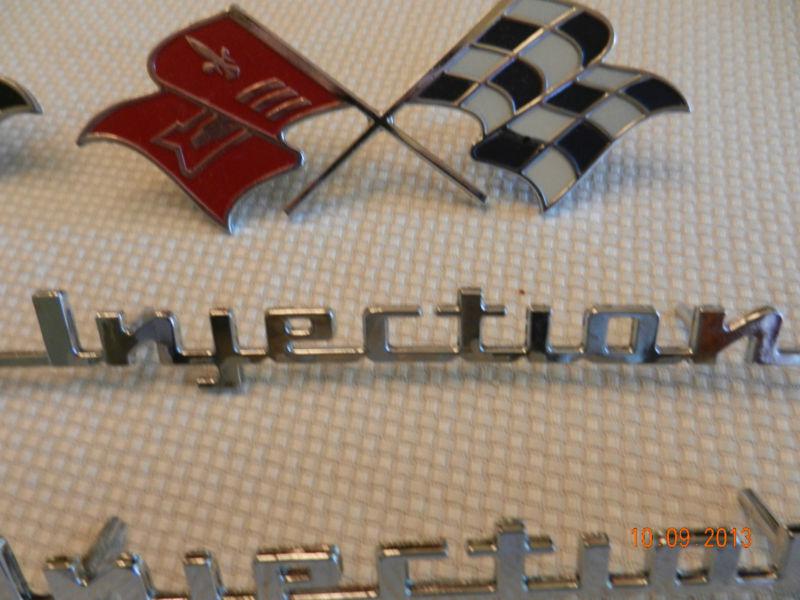 Find 1957 CHEVROLET FUEL INJECTION & CROSSED FLAGS EMBLEM N.O.S. WITH ...