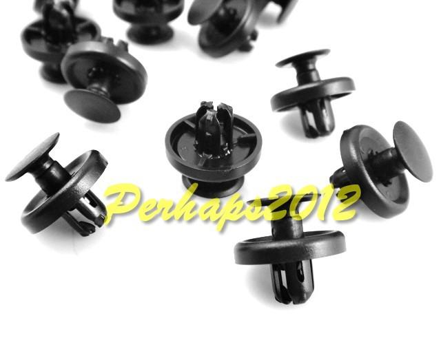 Sell 30x OEM Toyota Fender Clips Push Type Retainer GM 88970767 Toyota ...