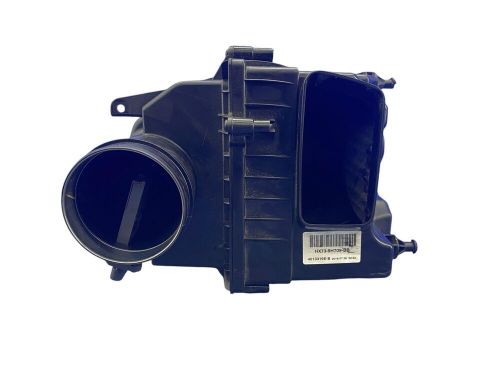 Sell 2018 2019 2020 LAND RANGE ROVER VELAR 2.0L ENGINE AIR INTAKE ...