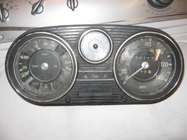 Sell Mercedes W114 W115 VDO Instrument Cluster in Buffalo, New York, US ...