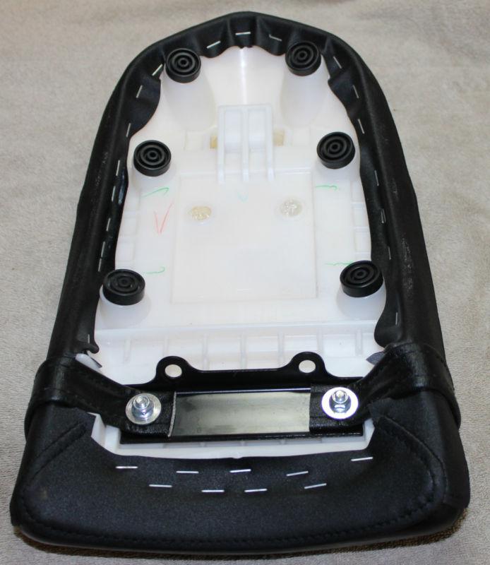 Purchase Yamaha Raider Rear Passenger Seat in Houston, Texas, US, for ...