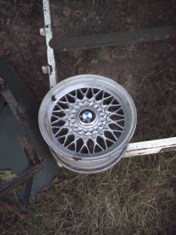 Find 15" bmw rim / wheel with center cap in Adger, Alabama, US, for US ...