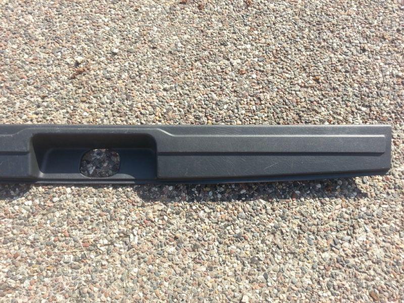 Find 2001 S10 Blazer 4.3L 4X4 Rear Cargo Area Lower Sill Trim 15030189 ...