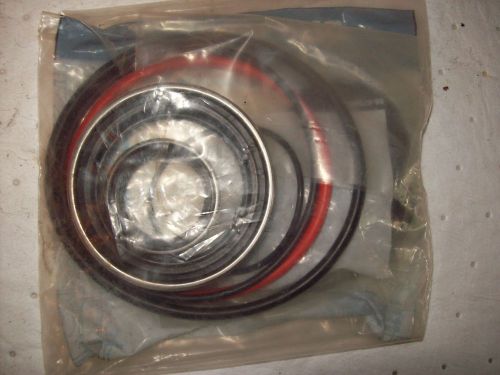 Sell QUICKSILVER/ MERCRUISER BRAVO III LOWER SEAL KIT 26-76868A04 in ...