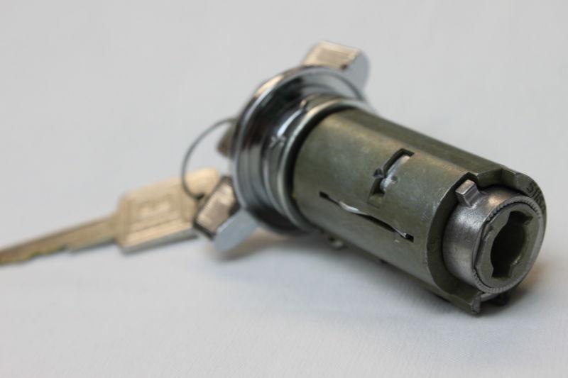 Buy Camaro/Firebird Ignition Cylinder Switch w/ Keys New in Easley ...