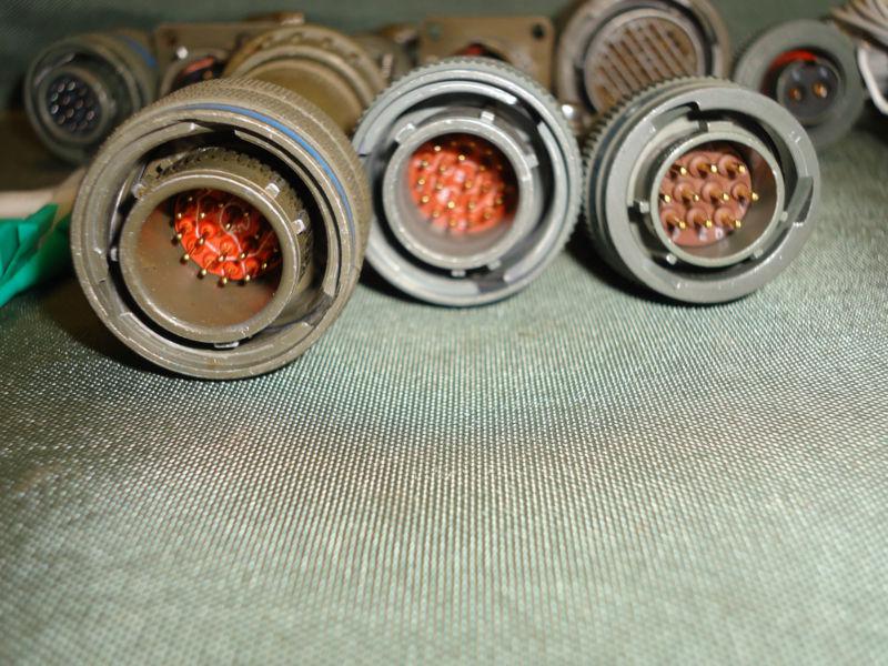 Purchase 9 Used Diffrent Brand Cannon plugs ~ Bundle of Aircraft Wire ...