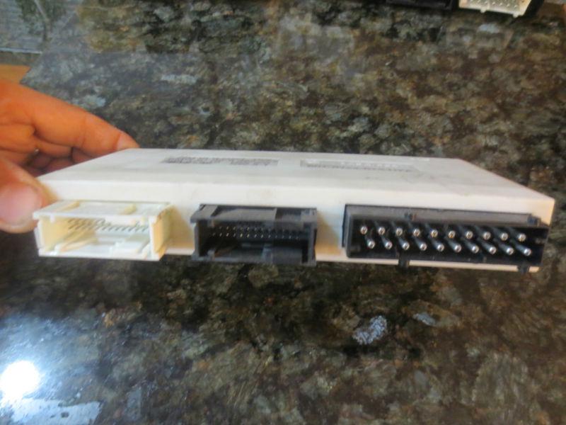 Purchase BODY CONTROL MODULE BMW 525i 750i M5 1998 98 - 03 61.35-8 382 ...
