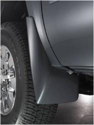 Find 19212550 2007-2012 Chevrolet Silverado GM Front Molded Black ...