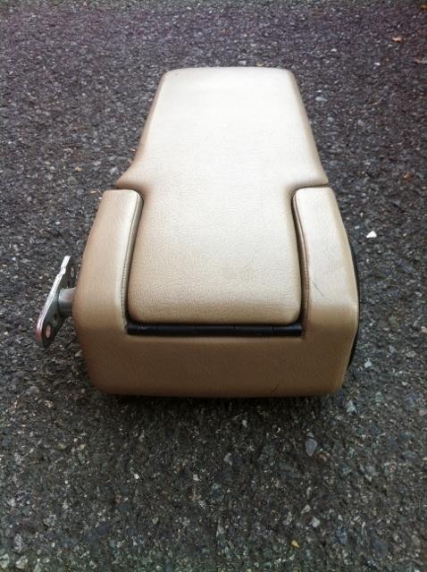 Sell Mercedes Benz W124 Armrest w/ Storage Light Tan 300E in Montclair ...