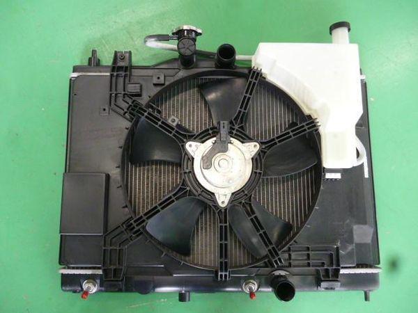 Buy NISSAN TIIDA 2005 Radiator [1320400] in Minato-ku, Tokyo, JP, for ...