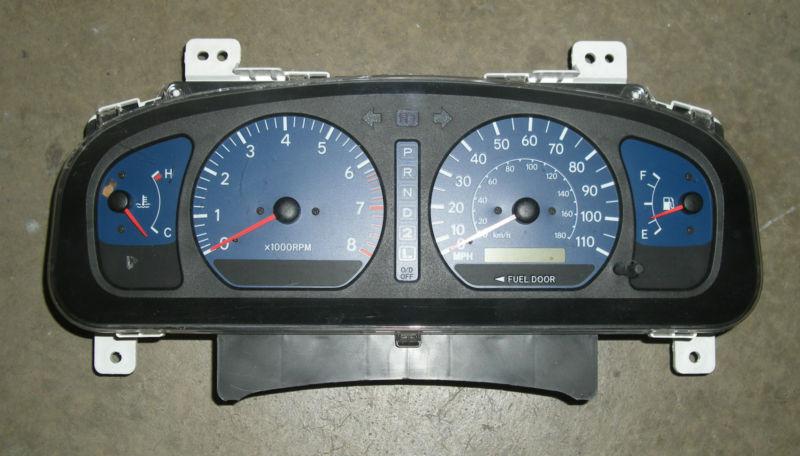 Buy Toyota Sienna 00-03 Speedometer in Saint Paul, Minnesota, US, for ...