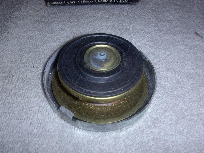 Buy ROCKHILL RADIATOR CAP 1940S 1950S FORD NASH JAGUAR in Chinchilla ...