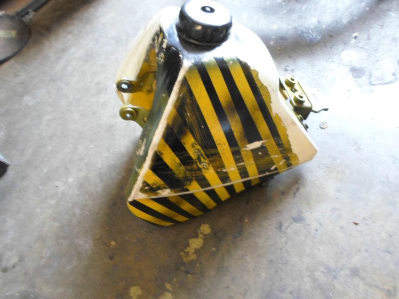 Find 1992 SUZUKI DR250 GAS FUEL PETROL TANK WITH CAP AND PETCOCK in ...