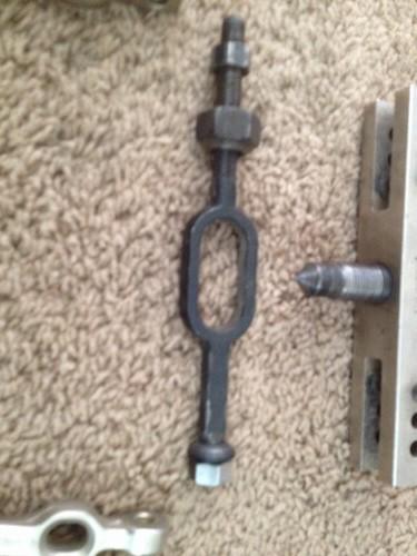 Sell Snap On - CJ85-1 Gear Puller Set Yoke W/ 3 Sets of Jaws ( 3", 4", 6" ) CJ-81-2A in Surprise ...