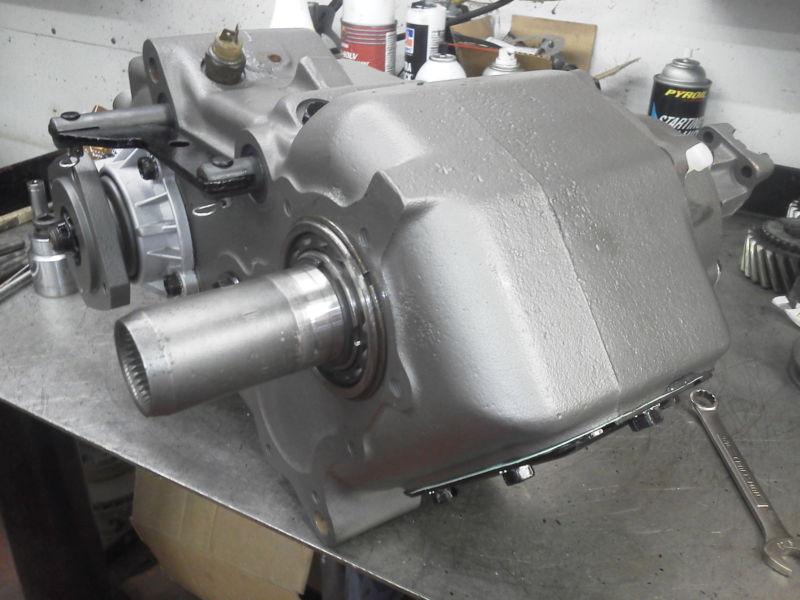 Sell 205 transfer case np205 np 205 32 spline 400 np208 in Oakwood ...