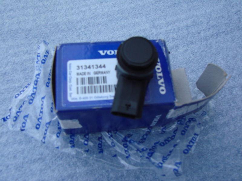 Buy VOLVO C30 V40 S60 V60 V70 XC60 XC90 OEM PARKING ASSIST SENSOR "REAR ...