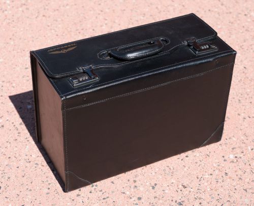 Find Jeppesen FC-104 Leather Pilots Flight Case in Sedona, Arizona ...