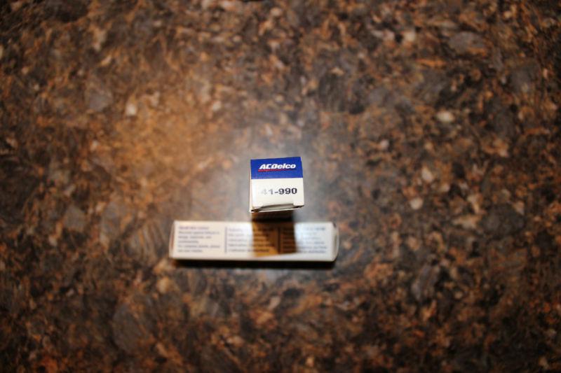 Find Original Equipment Data 12597464 Spark Plug in Weaverville, North ...