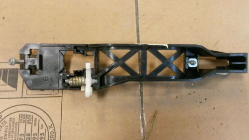 Sell Chevrolet Equinox Malibu Traverse GMC Acadia RH Front Door Handle ...