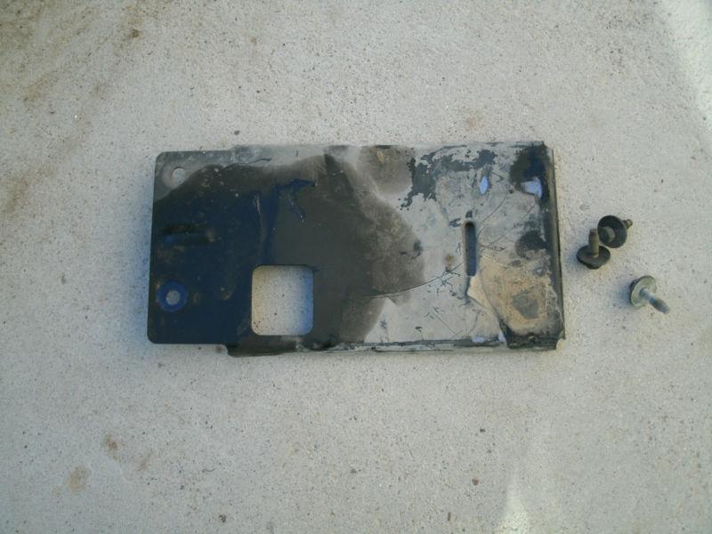 Sell 1998 FORD MUSTANG V6 5 SPEED LOWER CORE SUPPORT BRACKET PLATE in ...