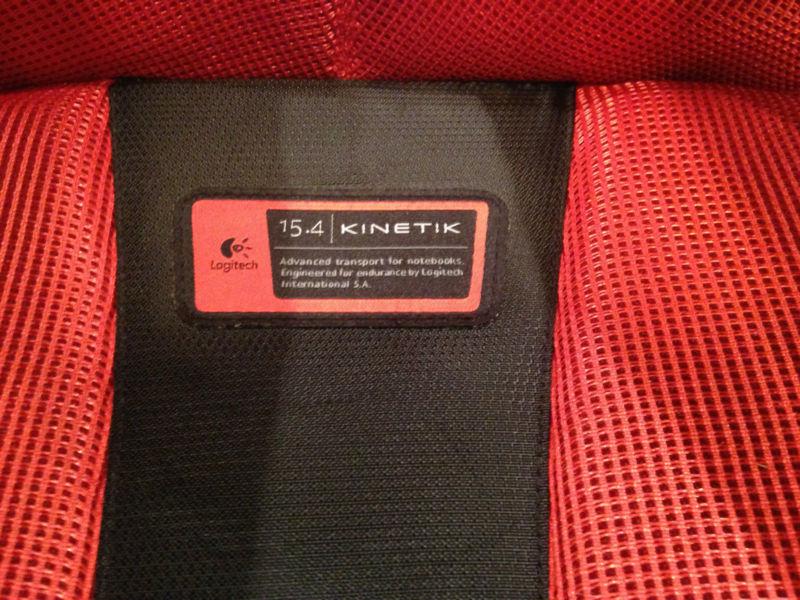 Sell LOGITECH KINETIK 15.4" BACKPACK NOTEBOOK LAPTOP - VERY COMFORTABLE ...