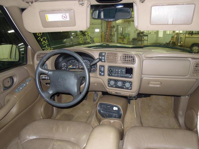 Sell 1998 CHEVY S10 BLAZER SUNVISOR PASSENGER RH TAN LIGHTED/MIRROR ...