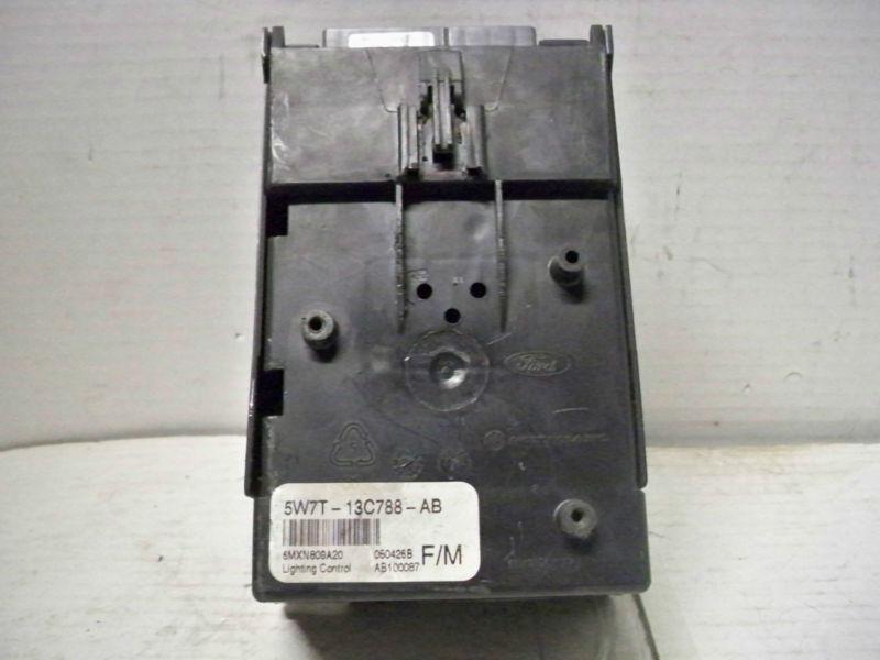 Buy 05 FORD CROWN VICTORIA LCM LIGHTING CONTROL MODULE BOX HEADLIGHT ...