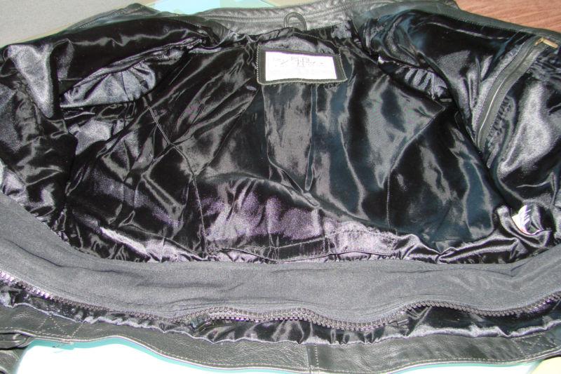 Purchase Triumph Triple T Connection leather riding jacket size 42 ...