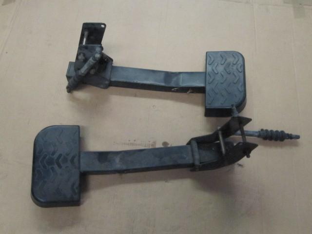 Sell Land Rover Discovery II Folding Rear Step 1999-2004 in Orlando ...