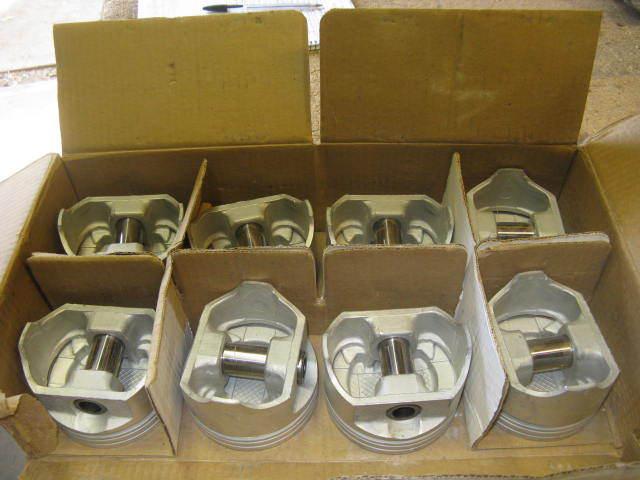 Purchase NOS standard pistons for Chevrolet 350 V8 -- cast aluminum ...