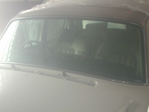 Buy FRONT WINDSHIELD / WINDSCREEN, ROLLS ROYCE SILVER SHADOW, BENTLEY T ...