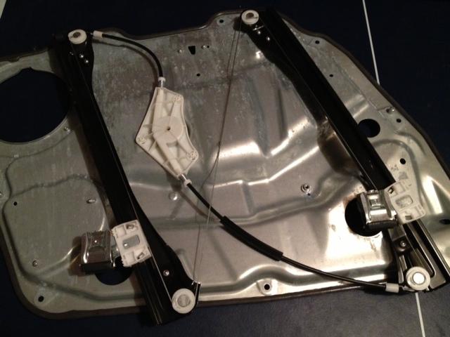 Find 2010 Mercedes door module ML 350 Right Front OEM in Southborough ...