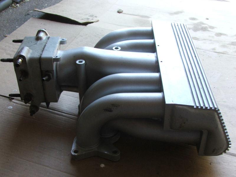 Sell GT40 Upper Intake Manifold in Great Neck, New York, US, for US $360.00