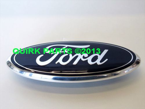 Sell 2005 Ford Excursion Front Grille Blue Ford 9 Inch Emblem OEM BRAND ...