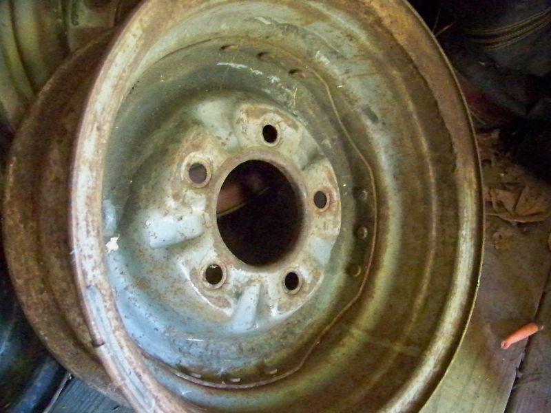 Find Vintage Ford steel wheels in Blanchester, Ohio, US, for US $60.00