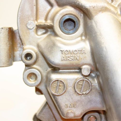 Find Toyota C-Hr X1 Oil Pump 37040 1.80 Petroleum / Electricity 72kw ...