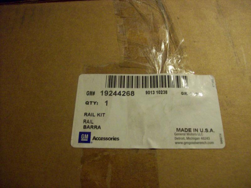 Find GM # 19244268 Roof Rack Side & Cross Rail Package New with ...