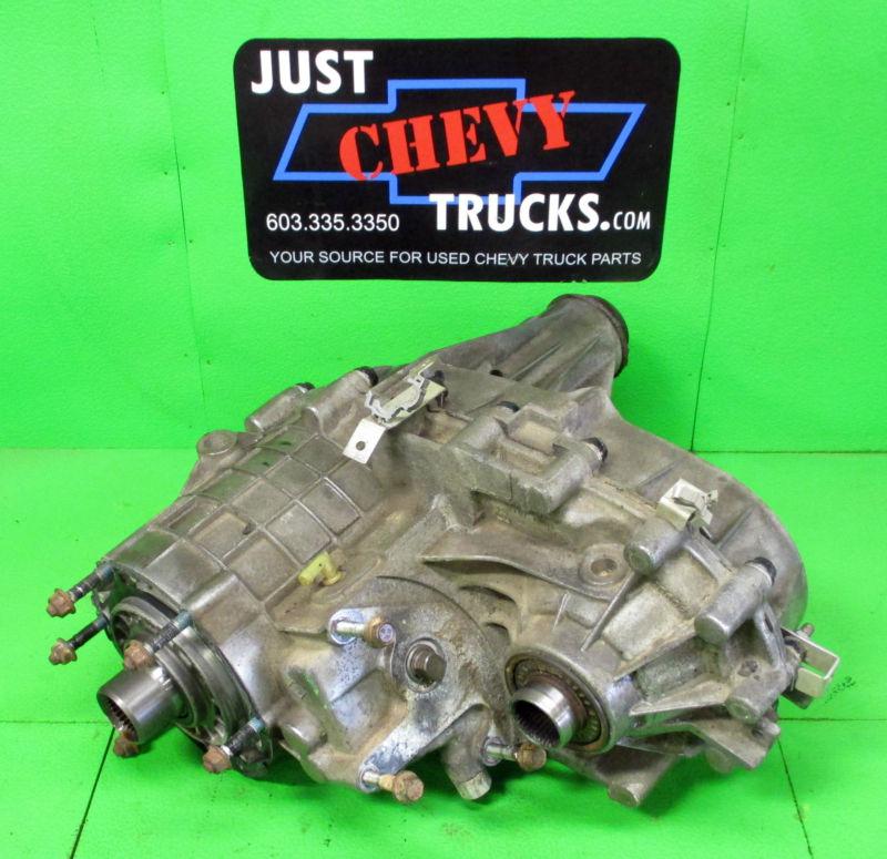 Find 01 02 Chevy Silverado GMC Sierra 2500 Transfer Case NV263 NP1 ...