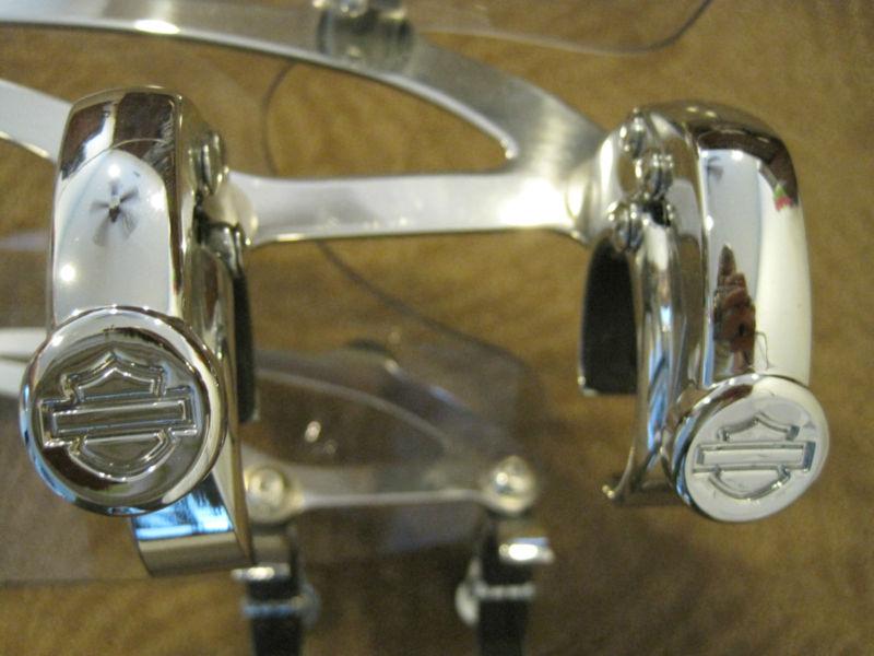 Sell Harley Davidson Clamp Windshield 08-11 Softail FXCW FXCWC Rocker ...