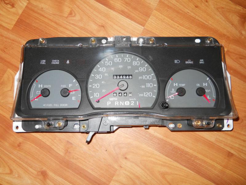 Sell 98 99 00 01 02 Mercury Grand Marquis INSTRUMENT CLUSTER ASSEMBLY ...