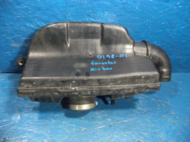 Sell 2001-2002 Subaru Forester 2.5 L 4 Cyl Upper Mount Air Intake Box ...