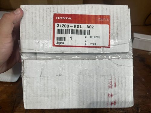 Sell NEW Genuine 2007-2010 Honda Odyssey Starter Motor OEM 31200-RGL ...