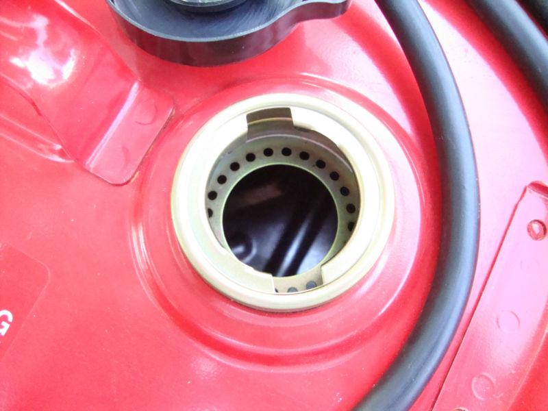 Sell NOS Mariner 3.7 gallon boat gas tank bulb and hose Mercury in ...