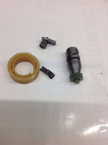 Purchase GM Speedo Bullet / Speedometer Gear Housing & Gear. Drive Gear ...